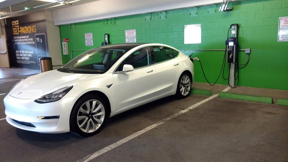 ChargePoint CEO On Tesla Being Early, The Model 3, And Tesla ‘Bashing’