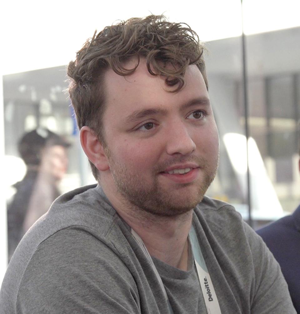 Want A Non-Traditional Developer Career? Become A Tech YouTuber