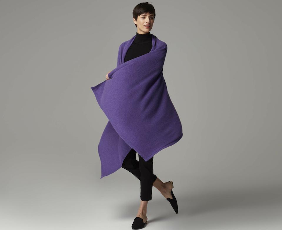 Holiday Gift Guide 2019: The Best Travel Wraps