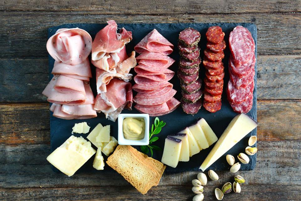 Holiday Gift Guide 2019: The Most Luxe Charcuterie Baskets