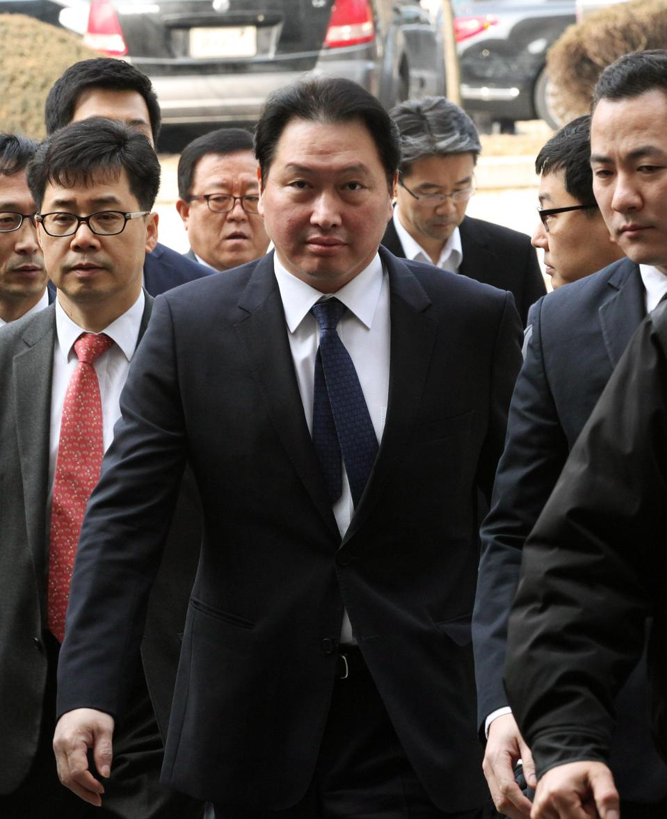 High Price Of Divorce: Wife Of SK Chairman Wants More Than $1 Billion