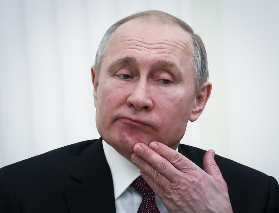 Putin’s ‘Vulnerable’ Computer: Does The Russian President Really Use ...