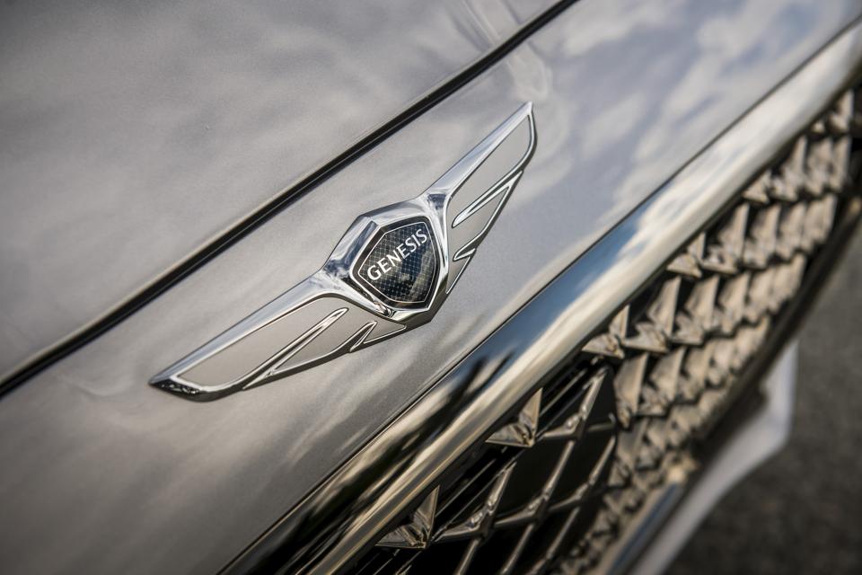 2020 Genesis G70 Test Drive And Review: Badges
