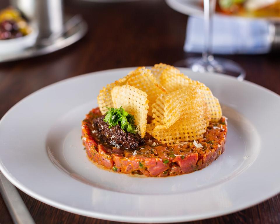 Cathédrale Brings Spectacle And Fine Food To The Booming East Village