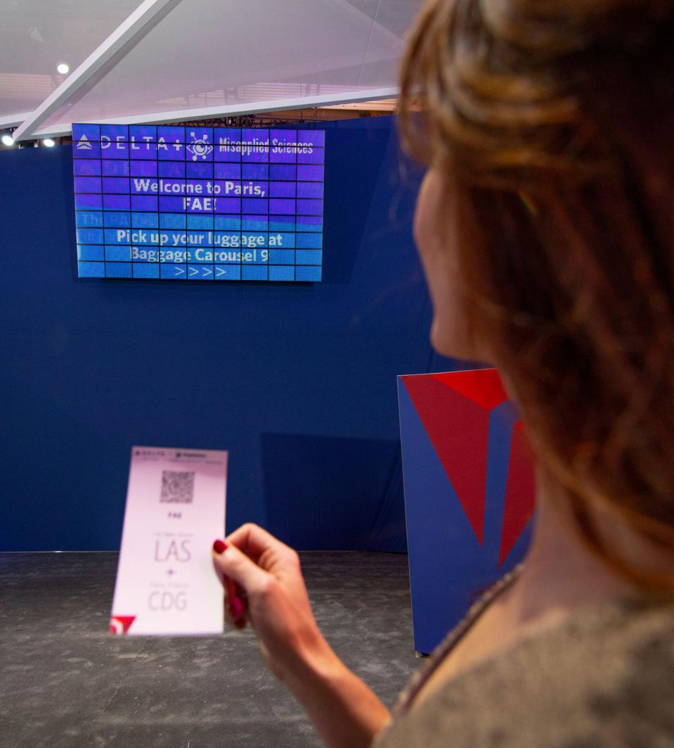 As Airlines Rush To Unveil Tech Gizmos, Delta Takes The Lead And ...