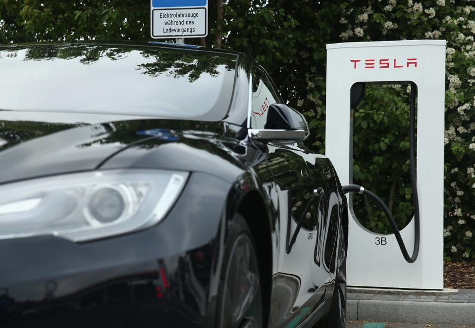 U.S. Government Is Reviewing Dozens Of Complaints About Tesla Vehicles ...