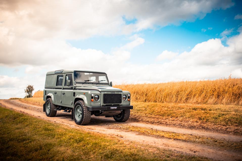 Reinvented Land Rover Defenders Could Command $250,000, As Off-Roading ...