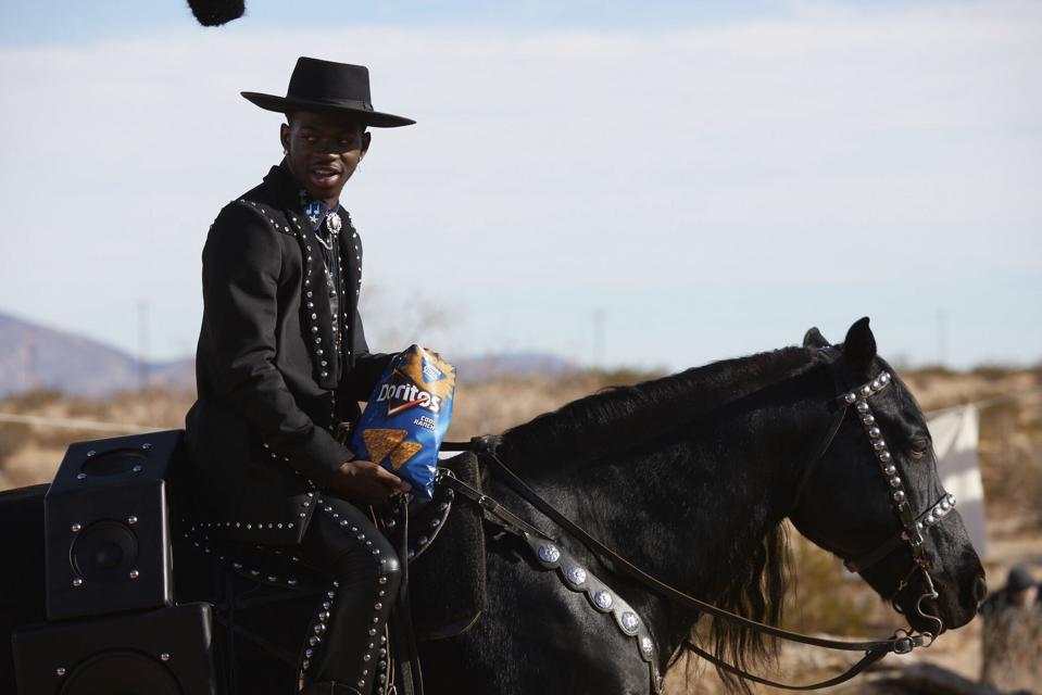 Lil Nas X And Billy Ray Cyrus Reflect On Blending Generations For ...