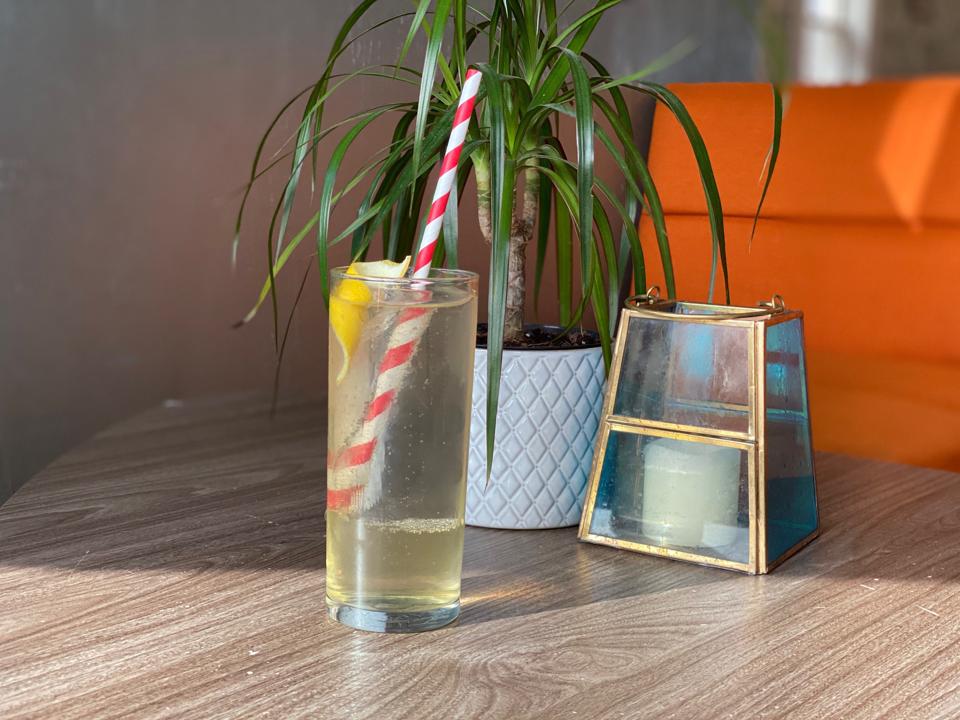 Milwaukee Bar Installs Machine To Create Best Highballs In The Midwest