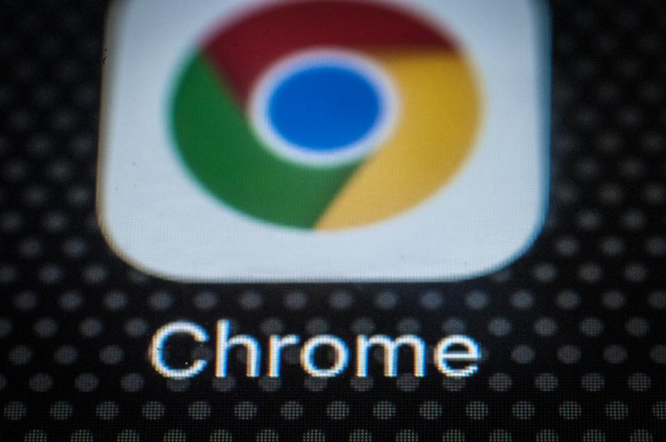 Google Chrome Users Pushed To Very Edge On Windows