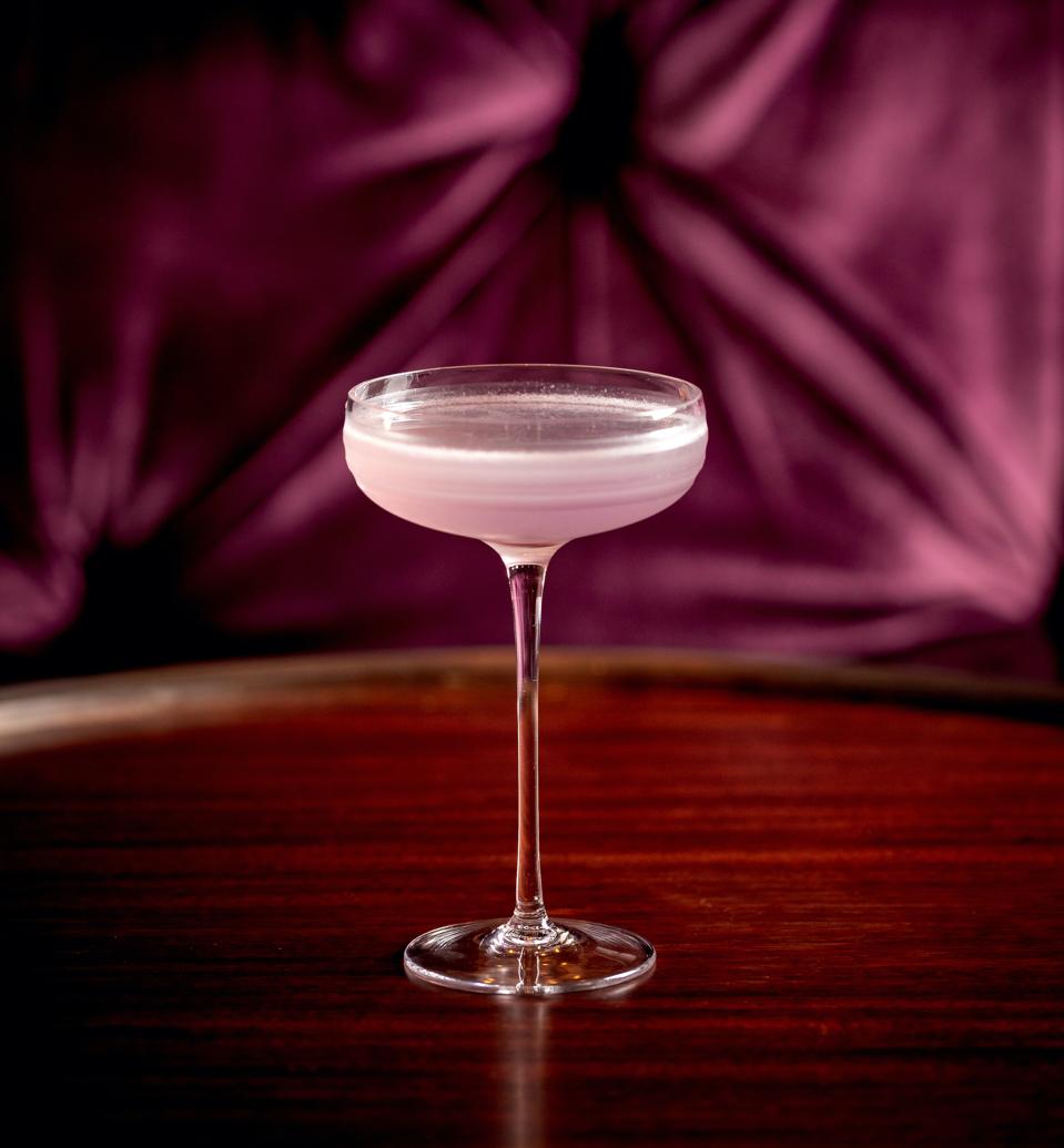 5 Cocktail Recipes To Transport You To Hotels Around The World