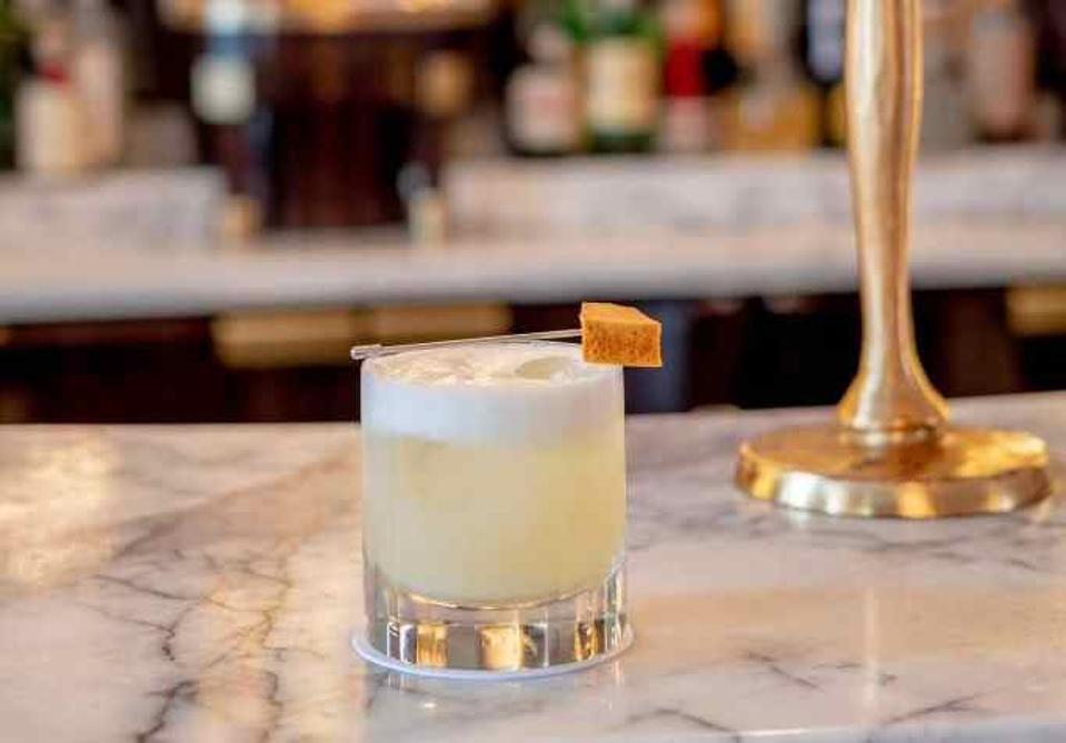5 Cocktail Recipes To Transport You To Hotels Around The World