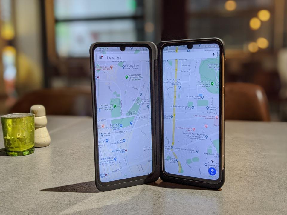 LG V60 Dual Screen Hands-On: Practical, Affordable Two-Screen Phone