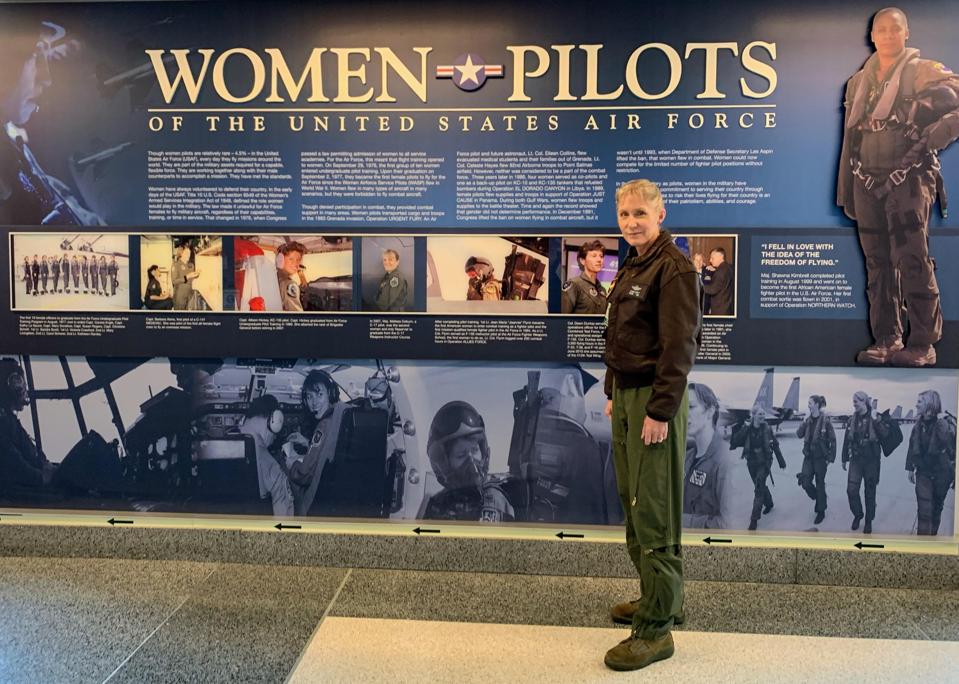 USAF Lady Maverick Jeannie Leavitt