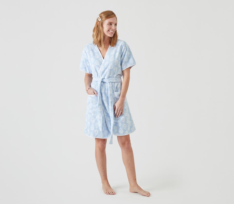Make Home Stays Feel Like Hotel Stays With Weezie’s New Patterned Robe ...