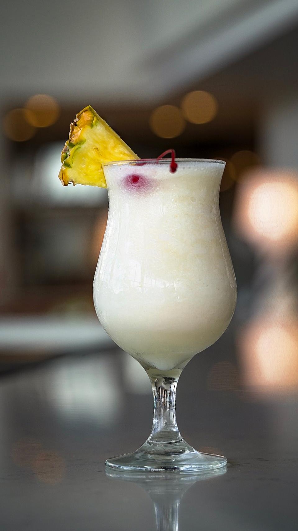 How To Make Piña Coladas, According To The Hotel That Invented Them