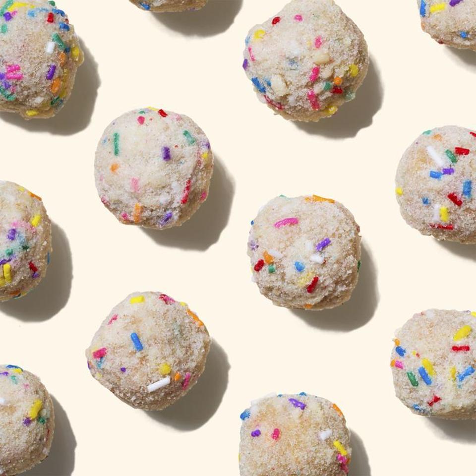 Brands That Are Giving Back During The COVID-19 Crisis