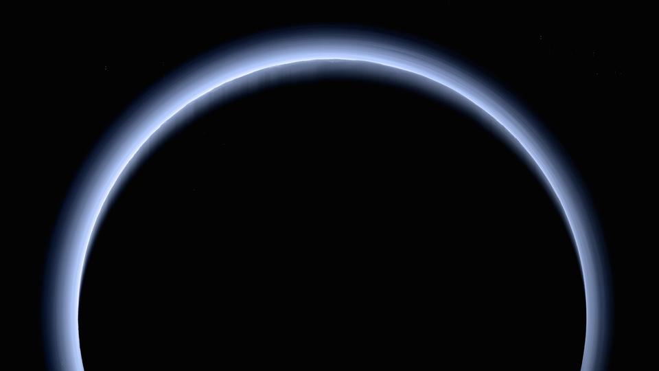 How Did NASA Fly A Boeing 747 Through Pluto’s Shadow?