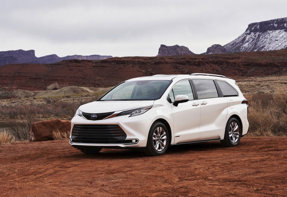 Toyota Reinvents The Sienna Minivan For 2021, Brings Back The Venza ...