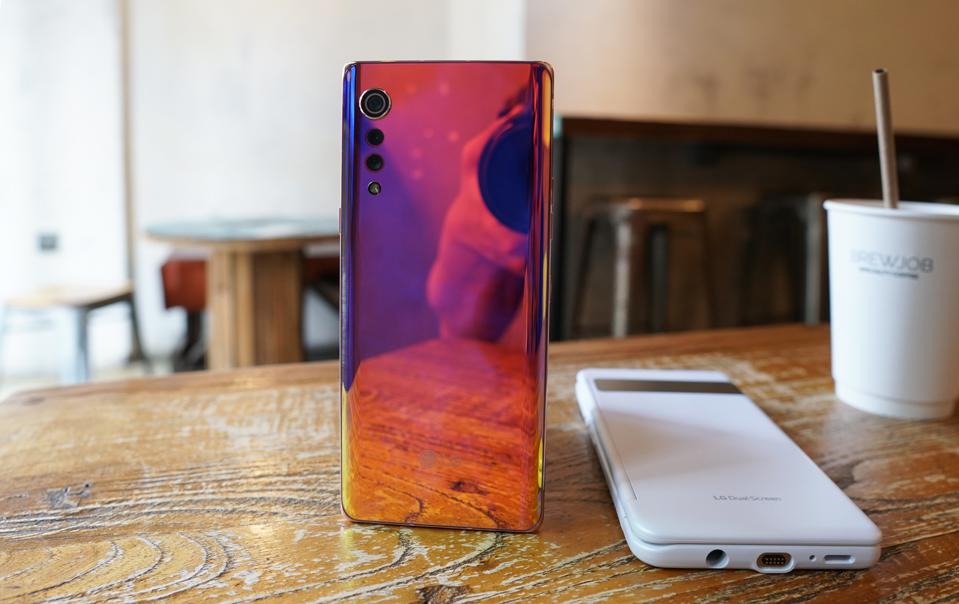 LG Velvet Dual Screen Review: A New Direction