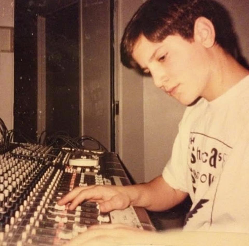 Michael Tanzer Co-Founder Of RedTape Ventures Digs Into 5 Questions