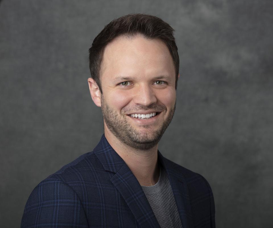 Leading Cannabis Communications Agency Snags Former Aurora Cannabis IR ...