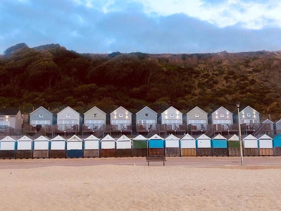 Staycation 2020: Safety And Privacy At Stylish Bournemouth Beach Lodges ...