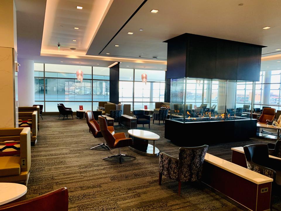 Salt Lake City Airport Opens New Delta Sky Club With Outdoor Deck