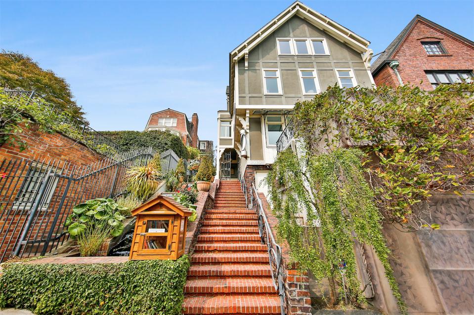 Billionaire Ex Presidential Candidate Tom Steyer Lists $11 Million Eco ...