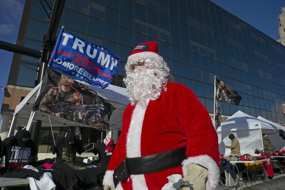 Report: Trump Administration Scraps Santa Claus Coronavirus Vaccine Plan