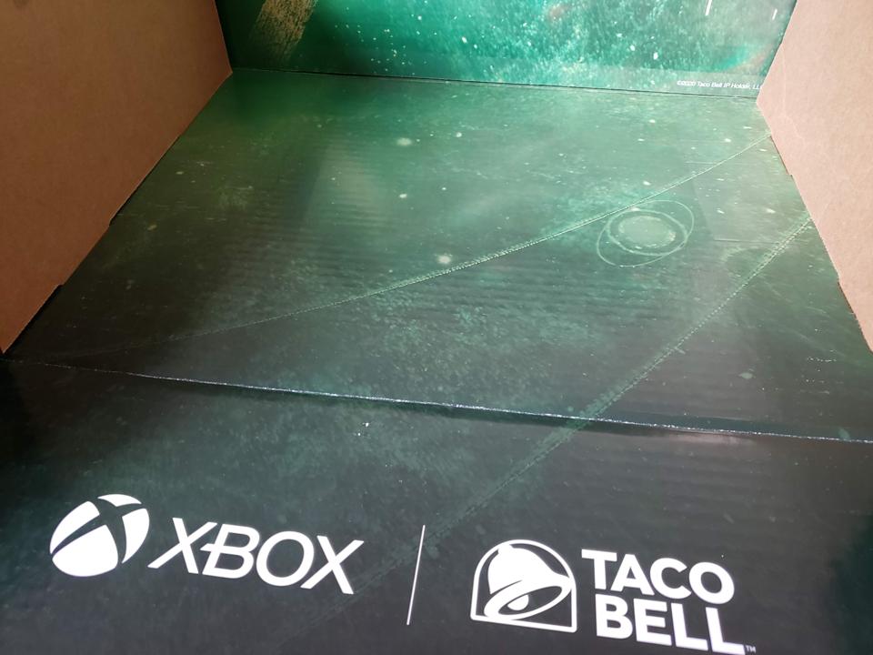 Unboxing The Xbox Series X Taco Bell Prize Bundle
