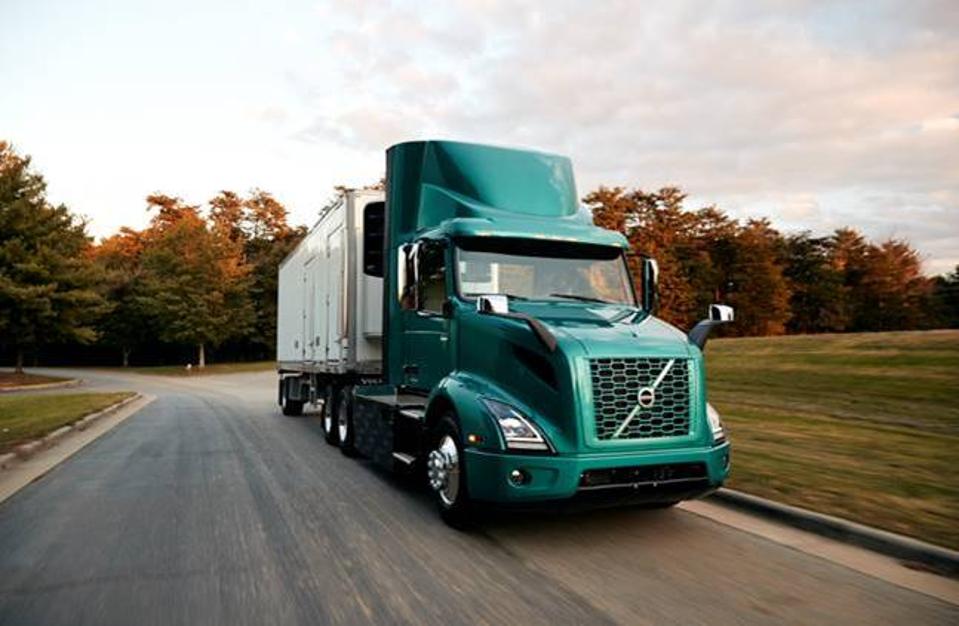 Volvo’s New VNR Electric Brings Zero-Emission Semis To North America