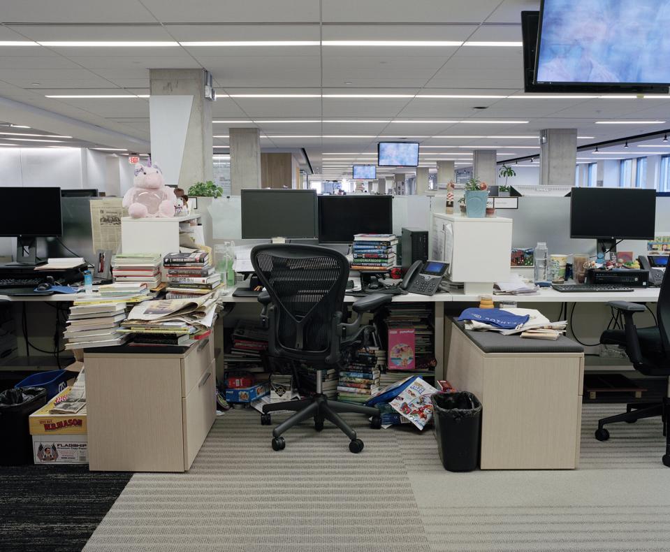 ‘Above The Fold,’ A Book Of Newsroom Photos From Around The World, Is ...