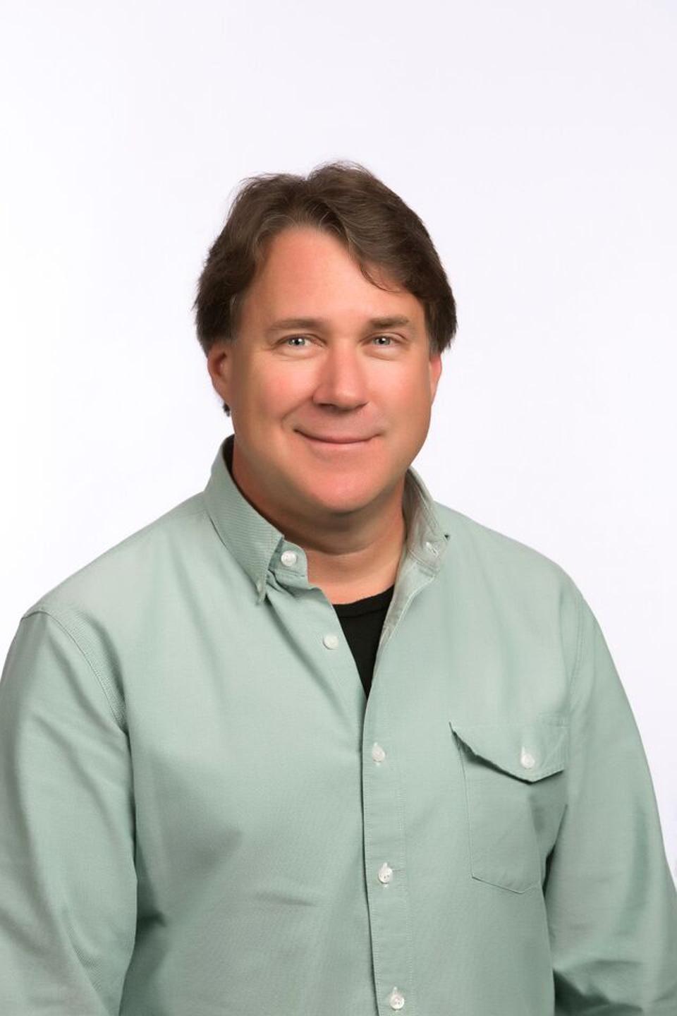 Vroom Acquires AI-Enabled Vehicle Information Provider CarStory