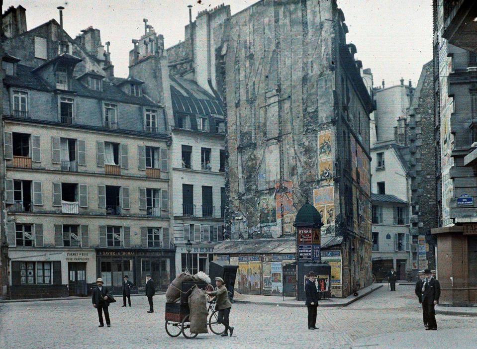 These Vintage Photos Of Paris Will Blow You Away