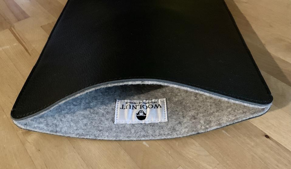 Review: Woolnut Leather Sleeve And Folio For M1 MacBook Pro