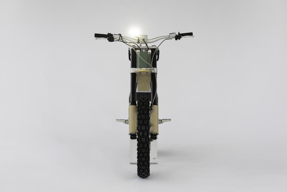 Cake Kalk AP Is A Solar Powered Anti-Poaching Electric Off-Road Motorbike