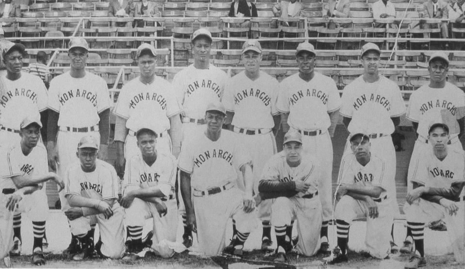 Ernest Johnson, Last Surviving 1940s Kansas City Monarchs Player, Dies ...