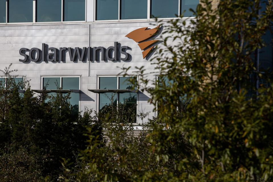 SolarWinds: Microsoft Reveals New Details About Sophisticated Mega-Breach
