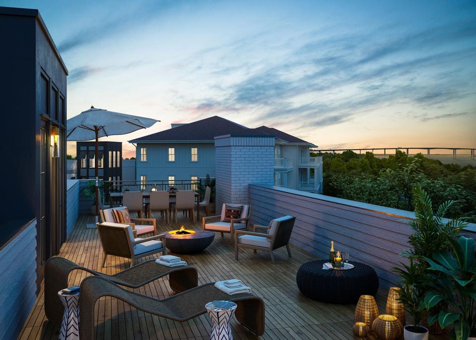 Charleston’s Daniel Island: Expansive Yet Intimate Southern Living