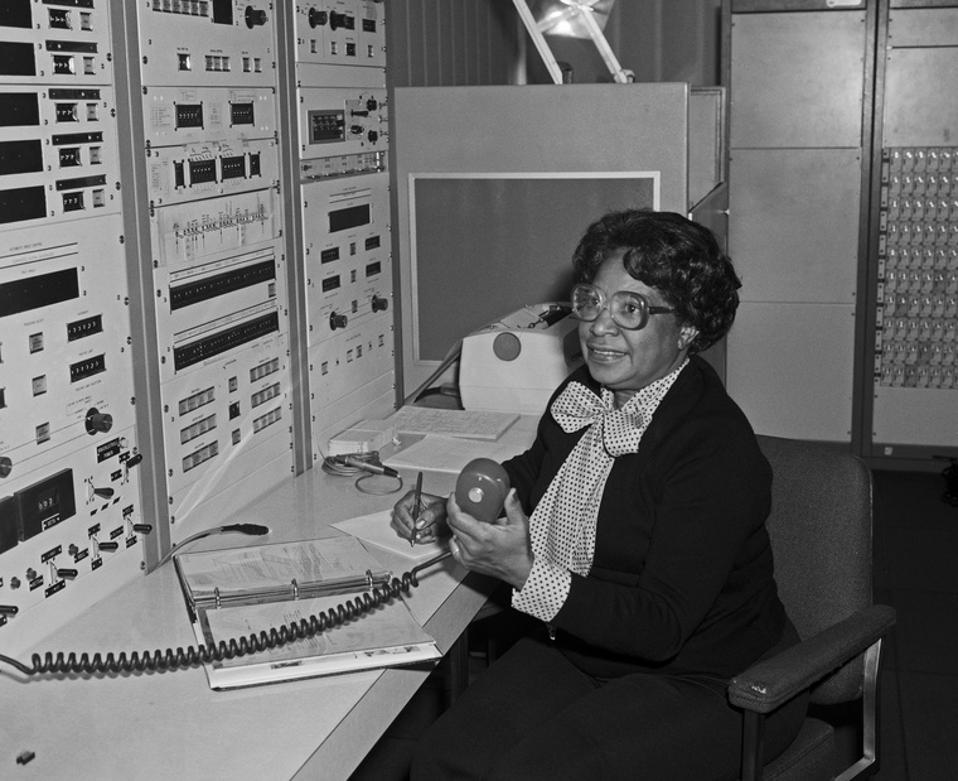 NASA Names D.C. Headquarters After Mary Jackson, Its First Black Female ...