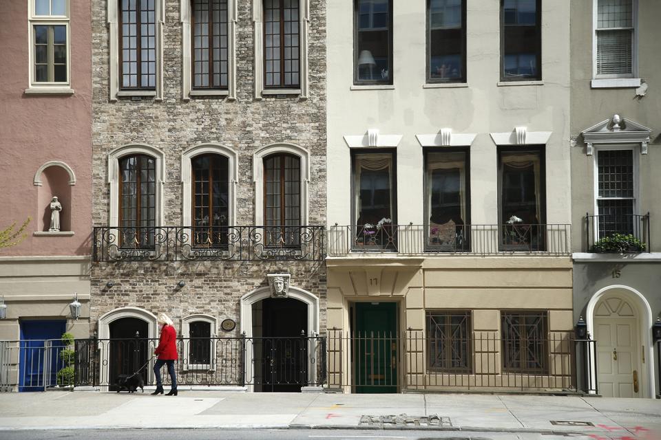 Sutton Place, N.Y.: A Manhattan Sanctuary Free From Hustle-And-Bustle