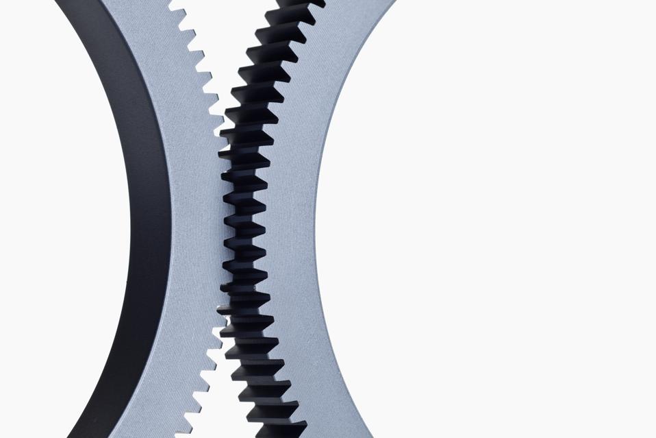 Three Ways To Approach IT Cloud Strategy To Gain Economic Advantage