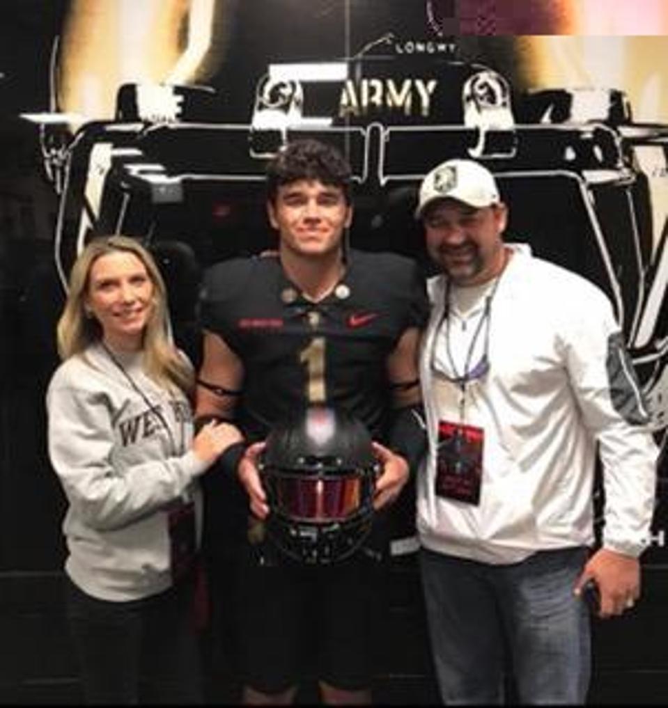 Former Army Quarterback Joe Gerena Looking Forward To Seeing Son Play ...