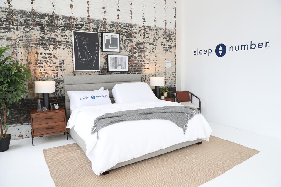 What’s Happening With Sleep Number’s Stock?