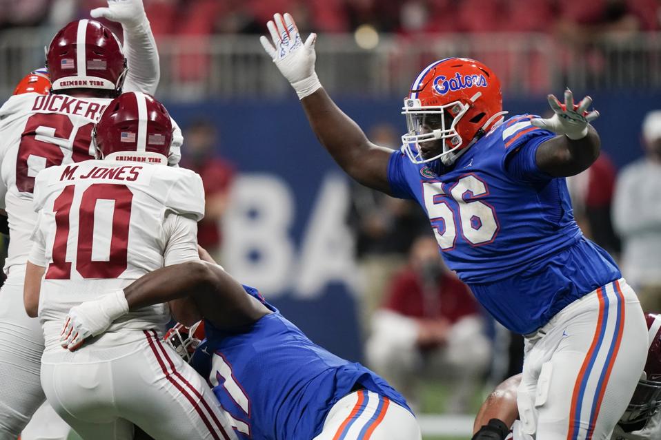 Green Bay Packers: Scouting Report On Fifth-Round Draft Pick T.J. Slaton