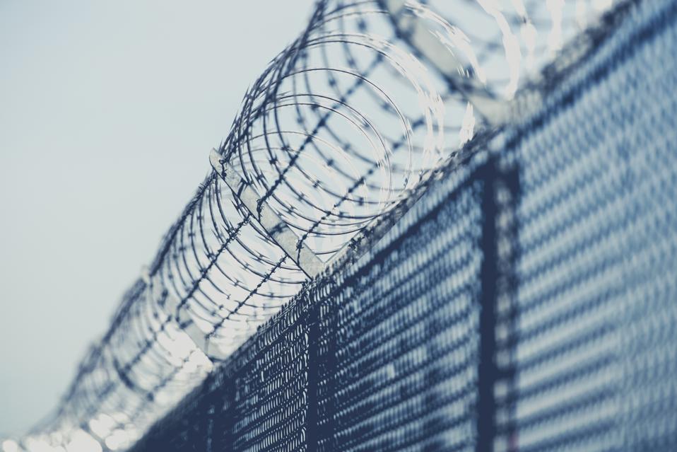 Federal Inmates Live In Deplorable Conditions A Year After Tornado ...