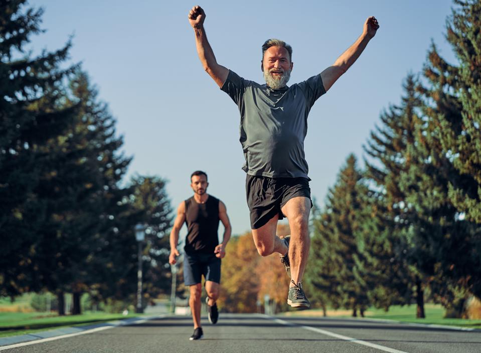 Father’s Day Gift Guide: The Best Fitness Accessories For Dads