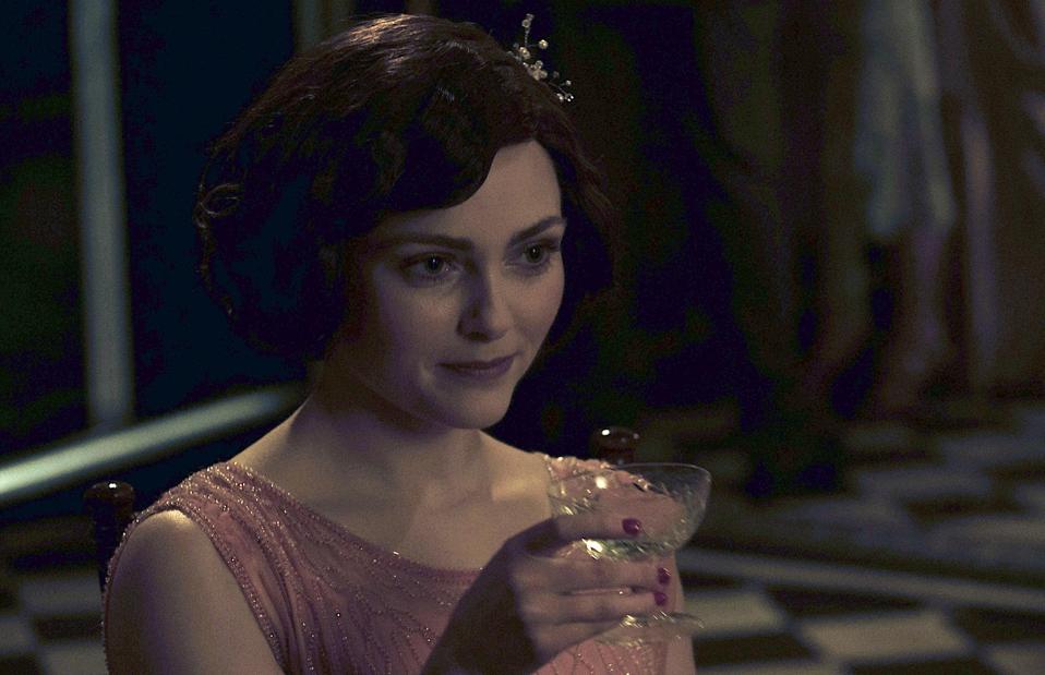 AnnaSophia Robb’s Summer Of Love And Crime