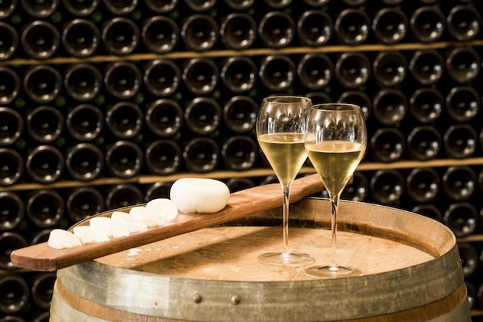 Franciacorta: A Sparkling DOCG Wine Appellation